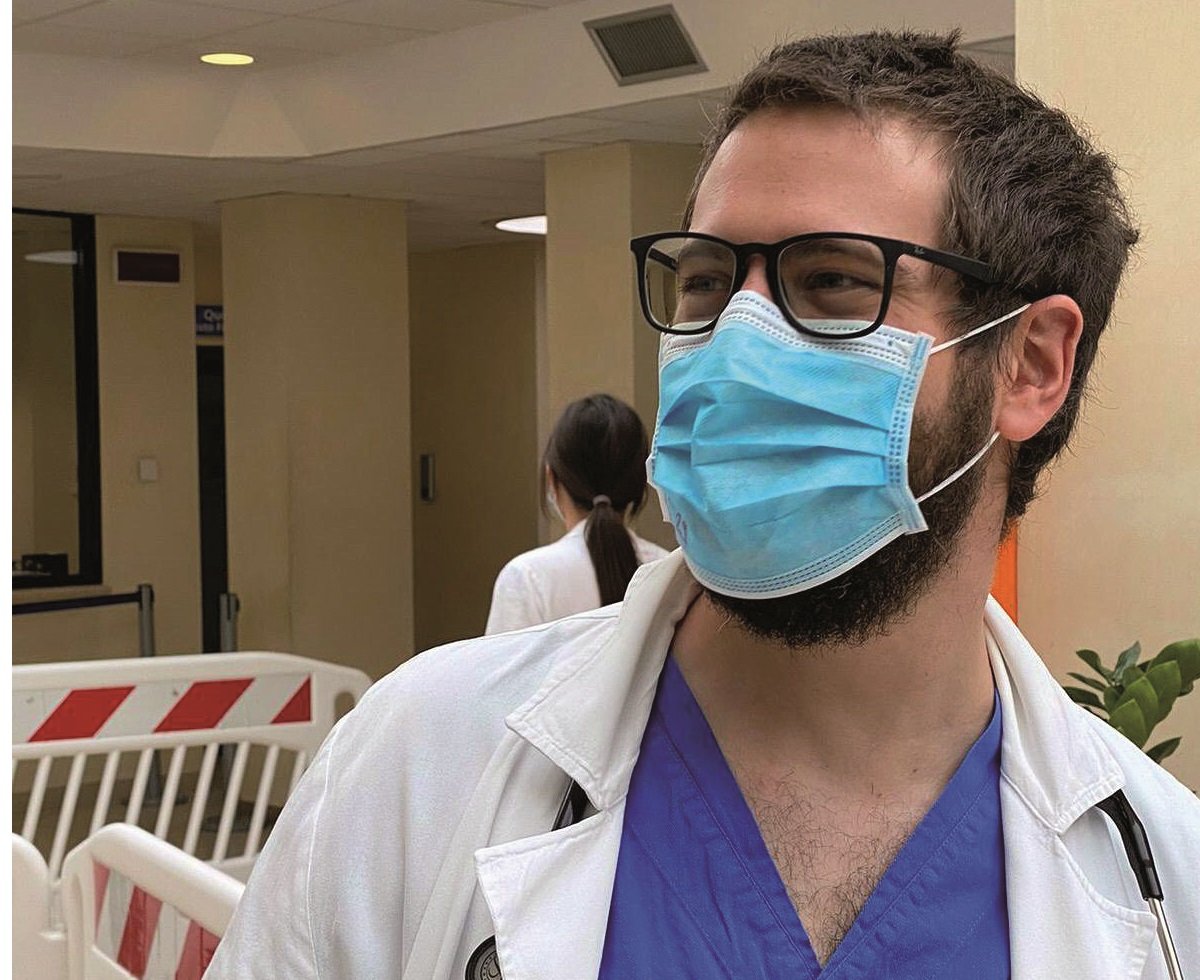 “Il vaccino come lo sbarco sulla luna”. Intervista al dott. Francesco ...